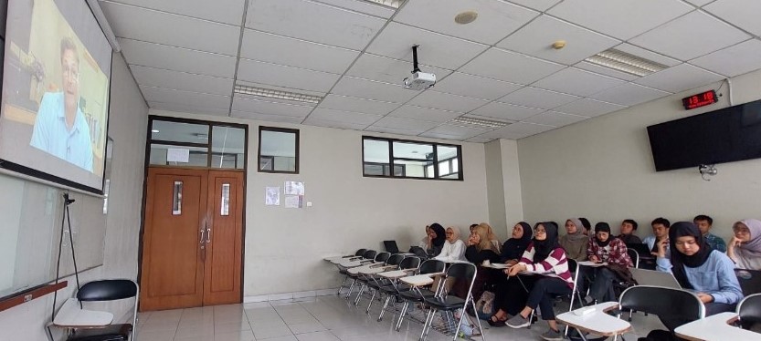 Joint classes connect students in Leeds and Indonesia | Faculty of Environment | University of Leeds